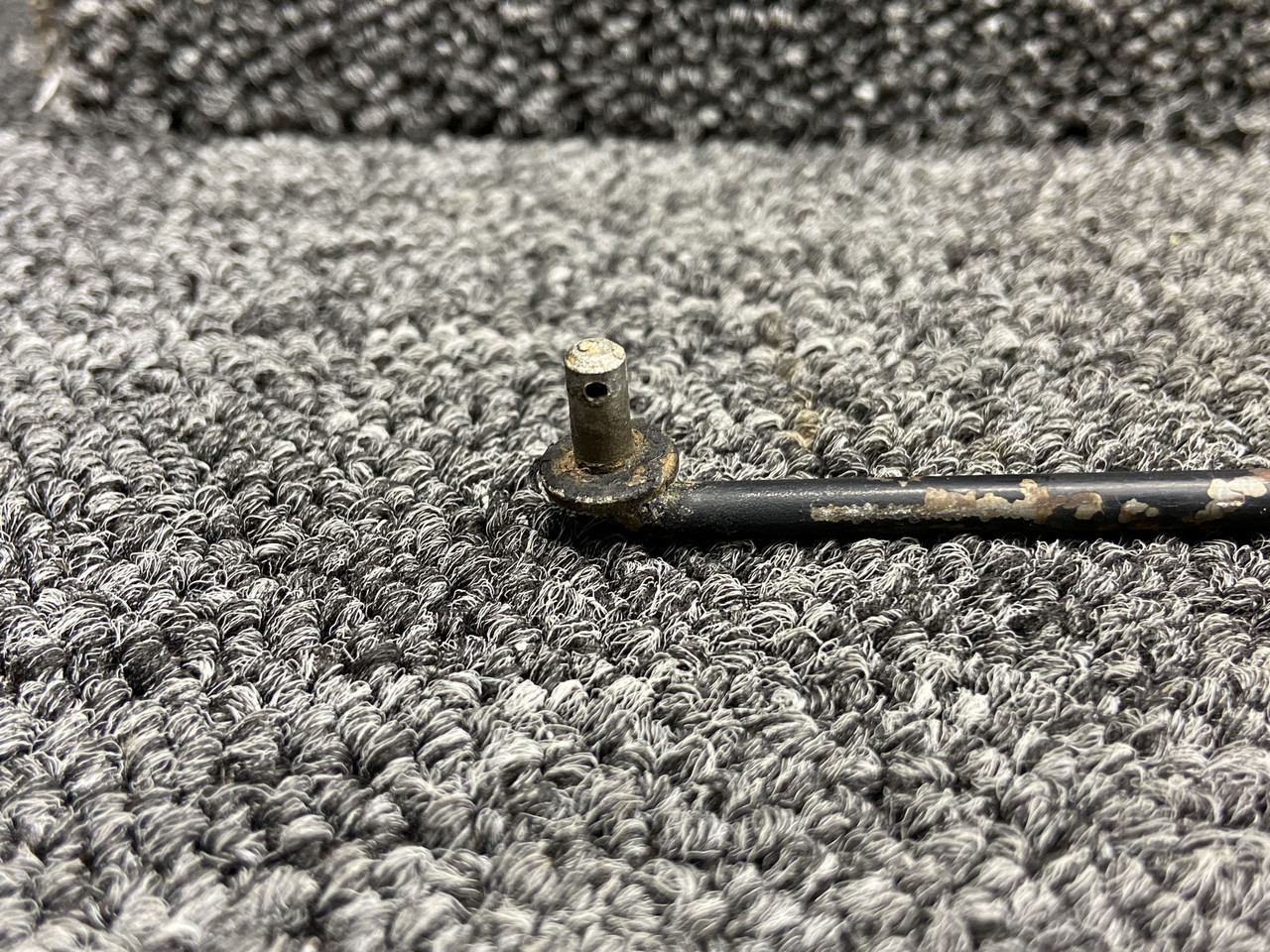 65407-007 Piper PA32R-300 Fuel Selector Control Rod For Sale