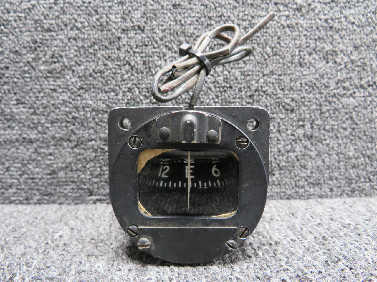 Panel Mounted Magnetic Compass Indicator With Housing Lighted 2 Hole