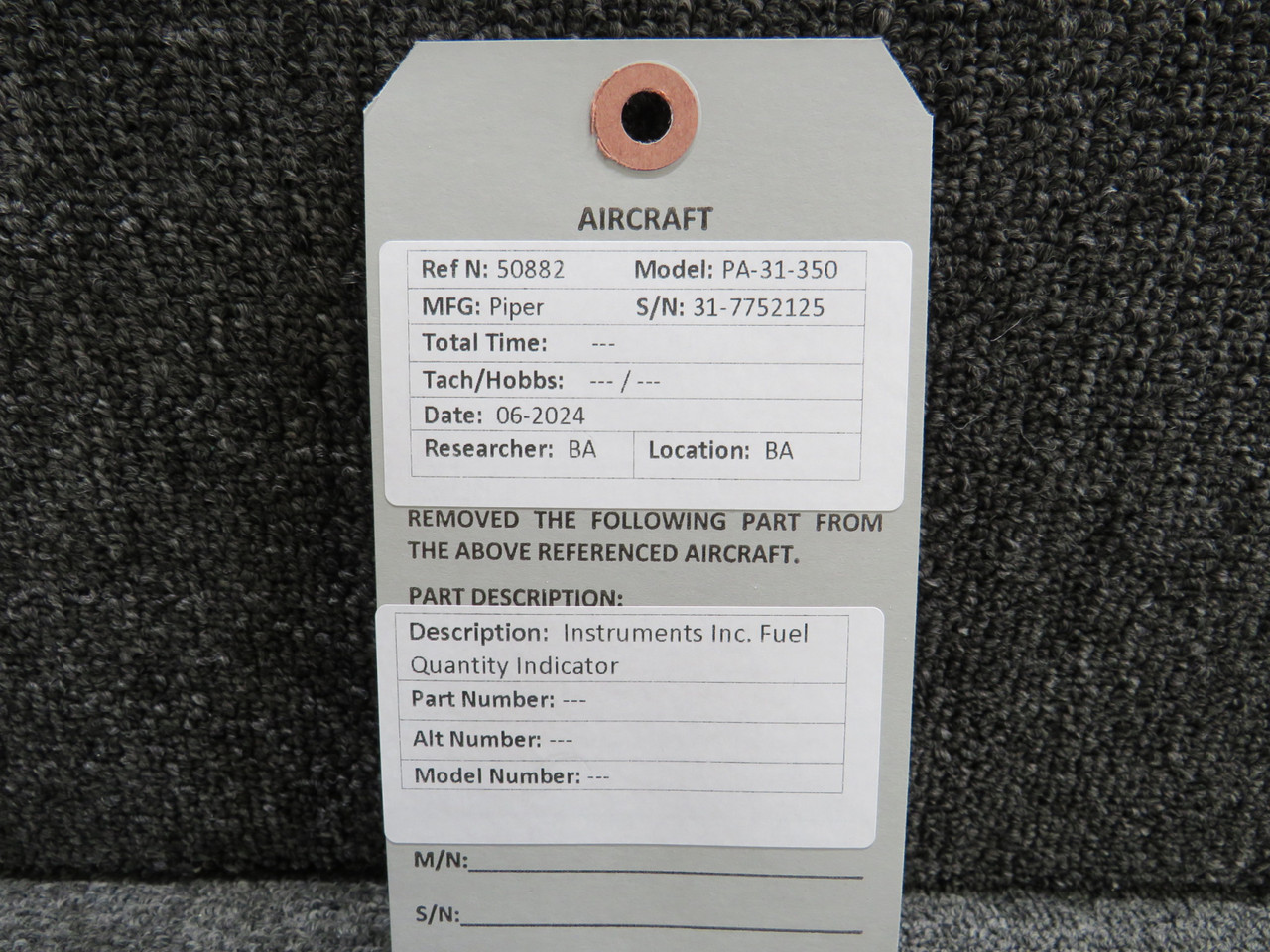 Instruments Inc. Fuel Quantity Indicator Gauge
