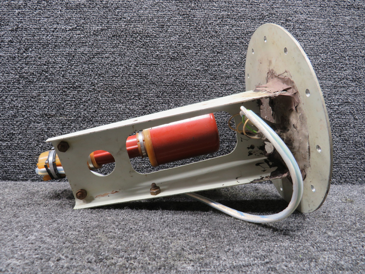 2326014-3 Honeywell Fuel Quantity Compensator Tank Assembly