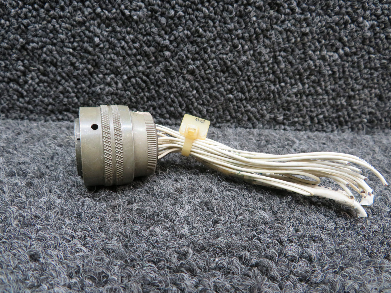 PT065E-18-30P Bendix Parts Connector Assembly