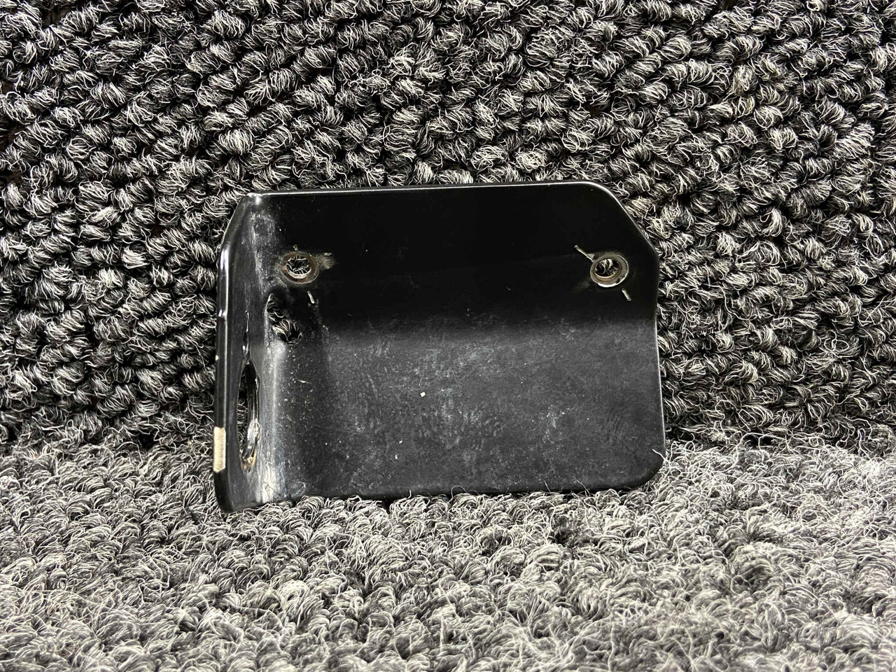 104559-002 Piper M600 Main Gear Squat Switch Bracket For Sale