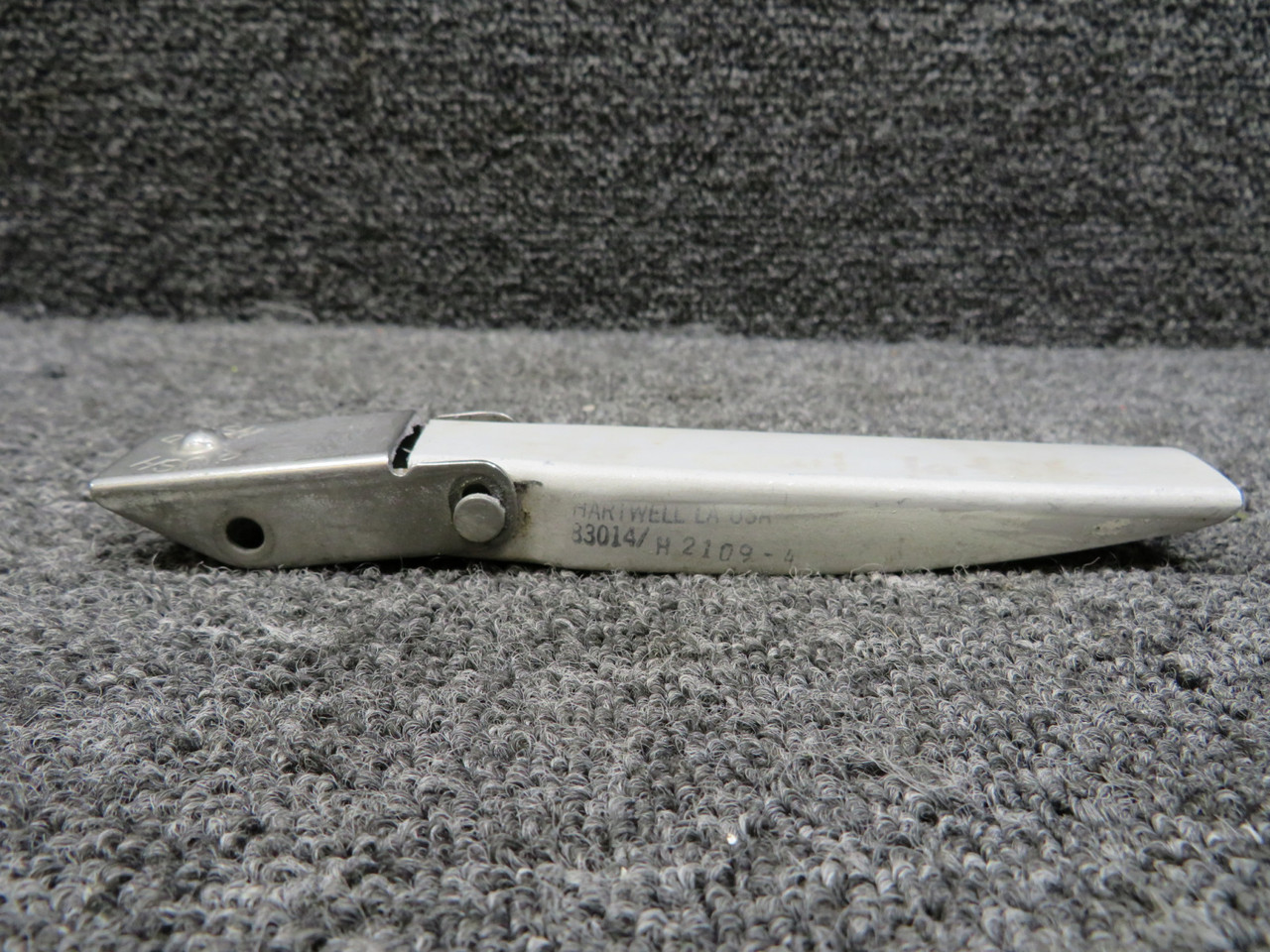 H2109-4 Beechcraft A36 Cowl Latch Handle Assembly RH