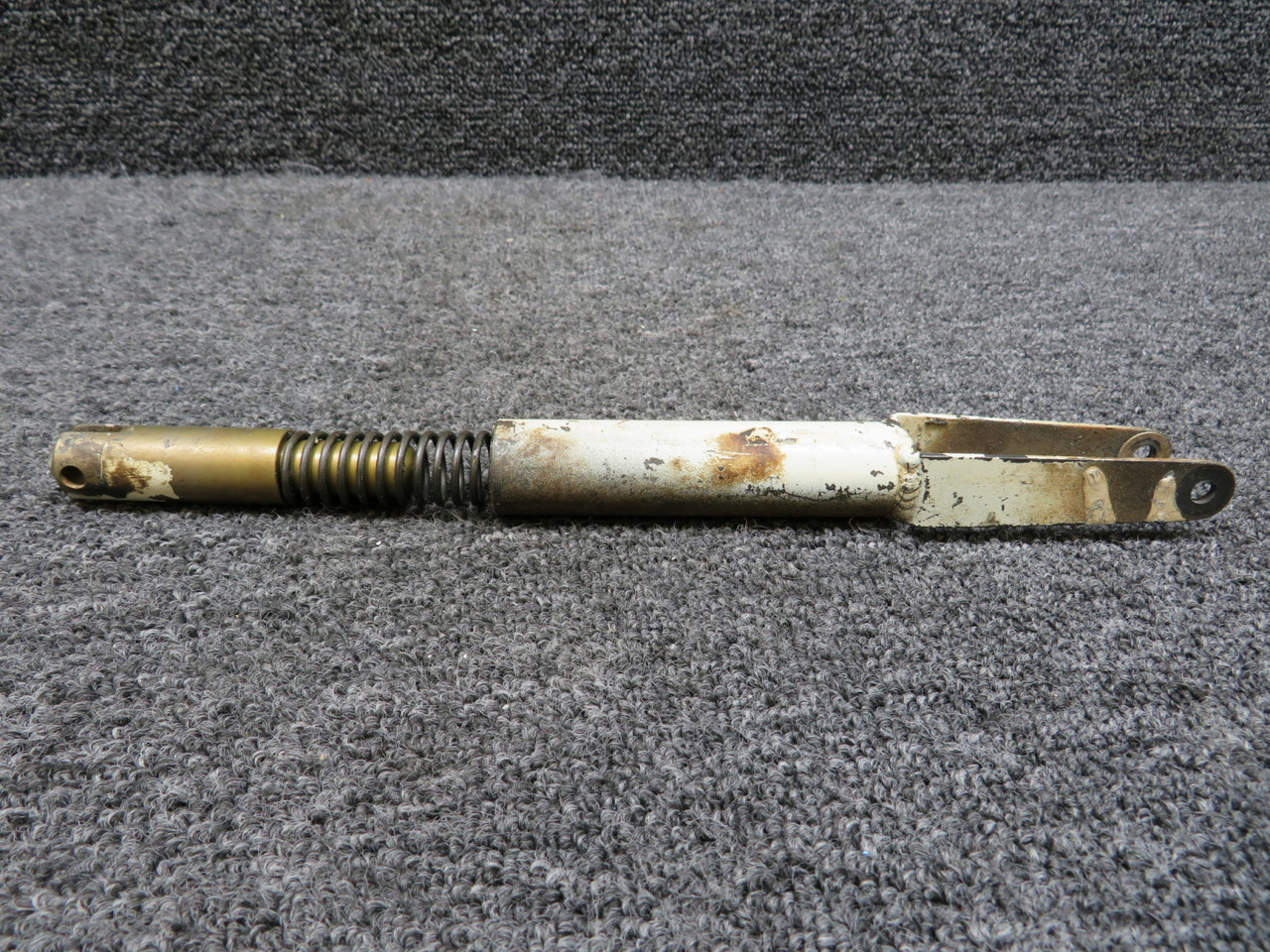 1241643-2 Cessna T210N Downlock Spring Unit