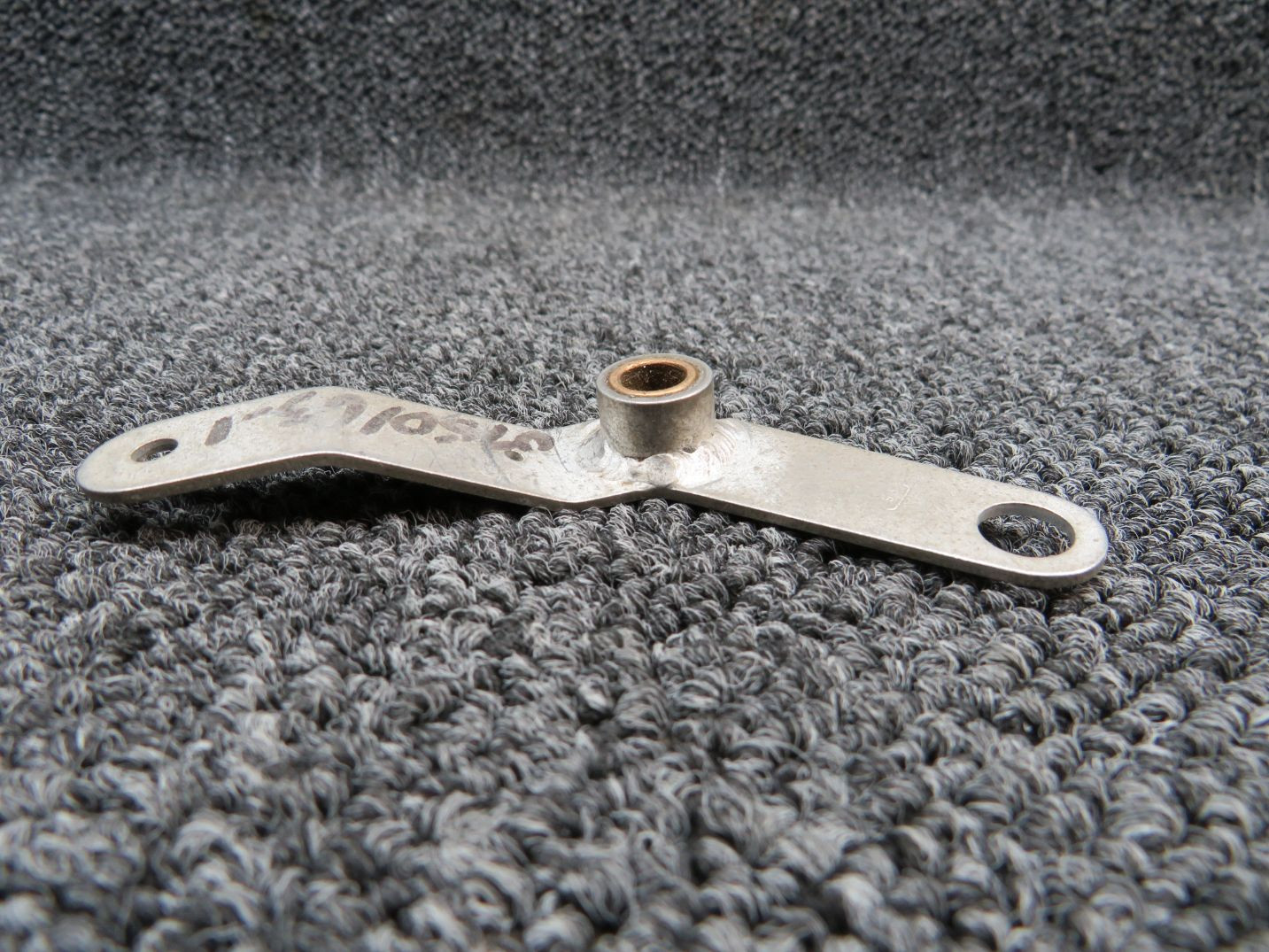 0750163-4 Cessna Bell Crank Assembly