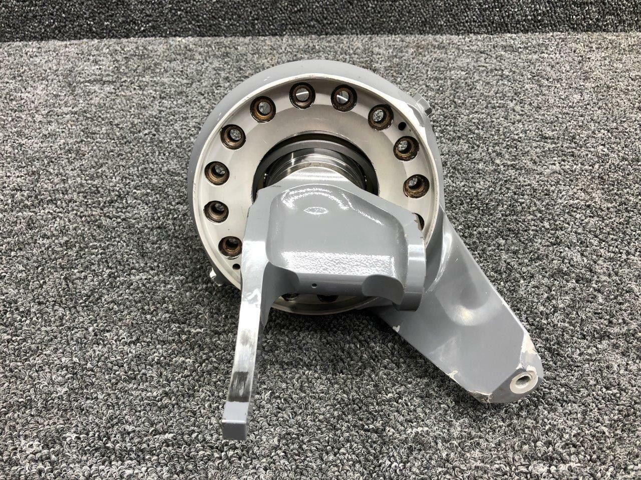 C005-14 / C158-1 Robinson R44 Main Rotor Spindle Assembly