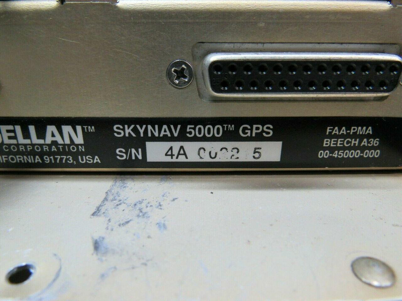 Magellan SKYNAV 5000 GPS Unit W/ Tray and Data Card