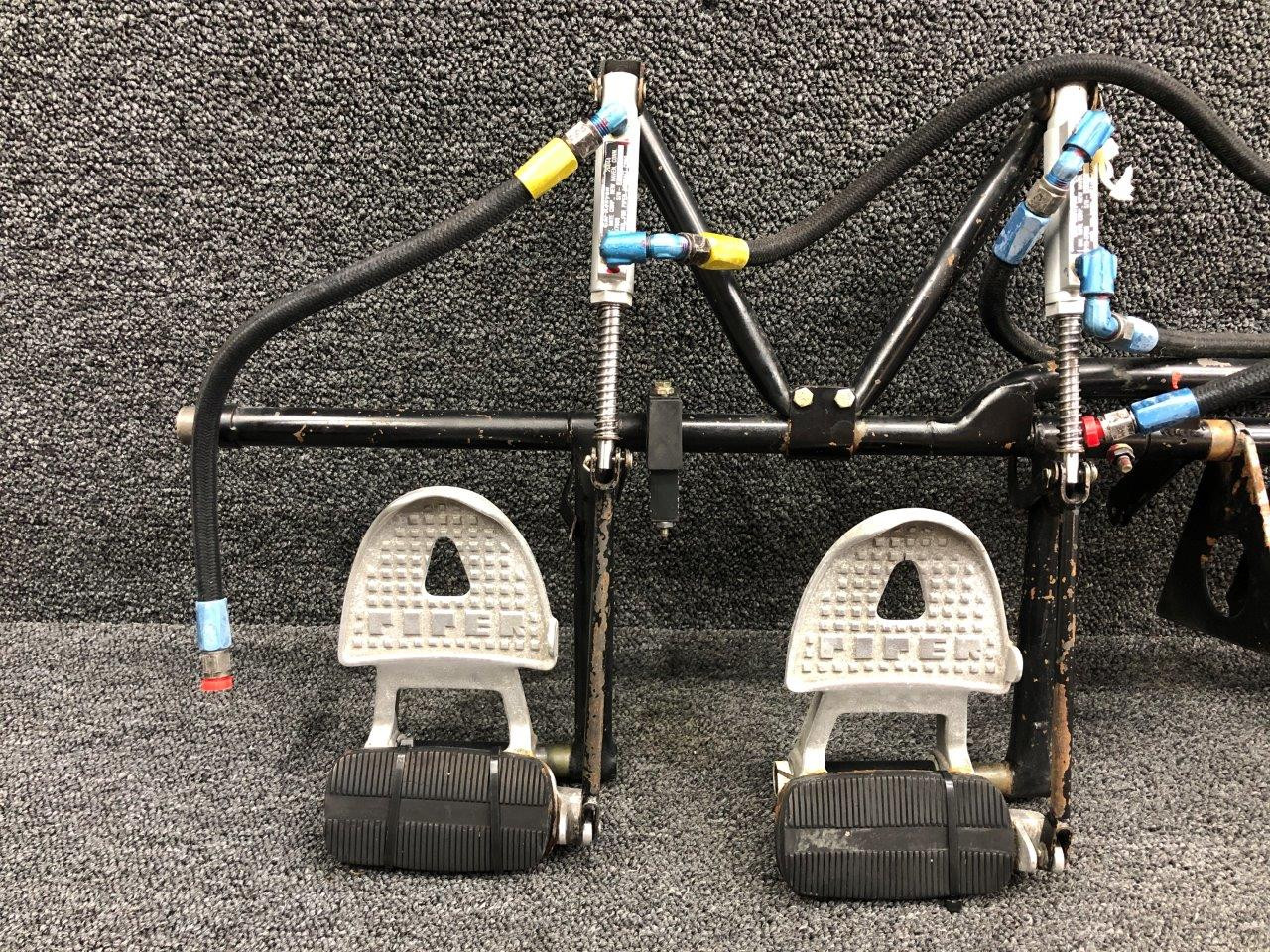 63459-018 Piper PA32RT-300 Rudder Pedal Bar Assy with Pedals, Actuators ...