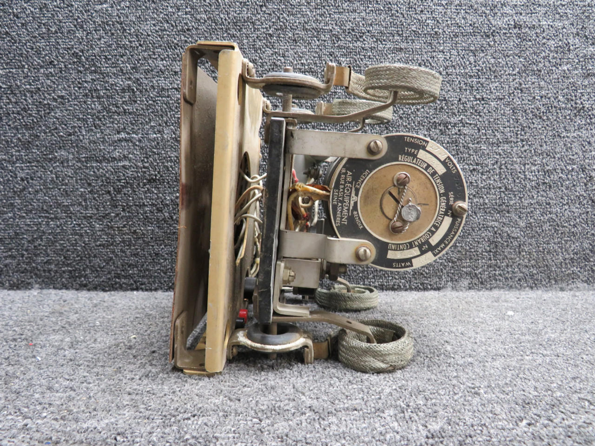 CR2795M103F1A1 General Electric Base Assembly with 85141A Bendix Voltage Regulator