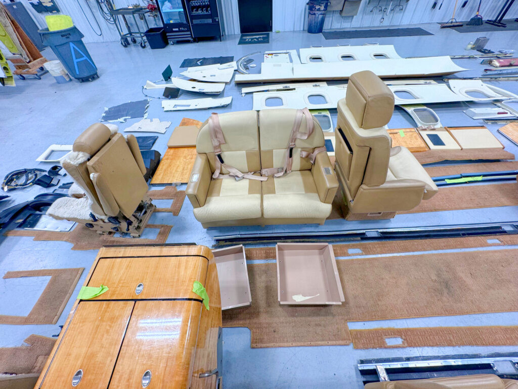 Learjet 55 Interior Set with Seats, Carpet, Headliner, Cabinets, and ...