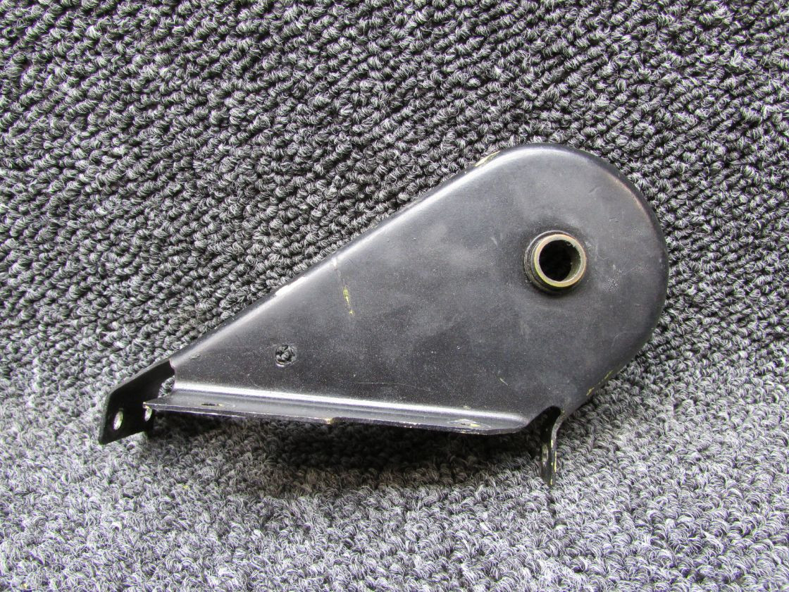 50-524196-2 Beechcraft 95-B55 Elevator Tab Control Bracket Assembly For ...