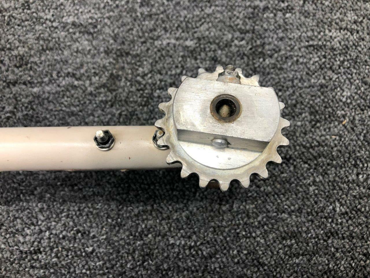 169-524018-601 Beechcraft 23 Control Column Assembly