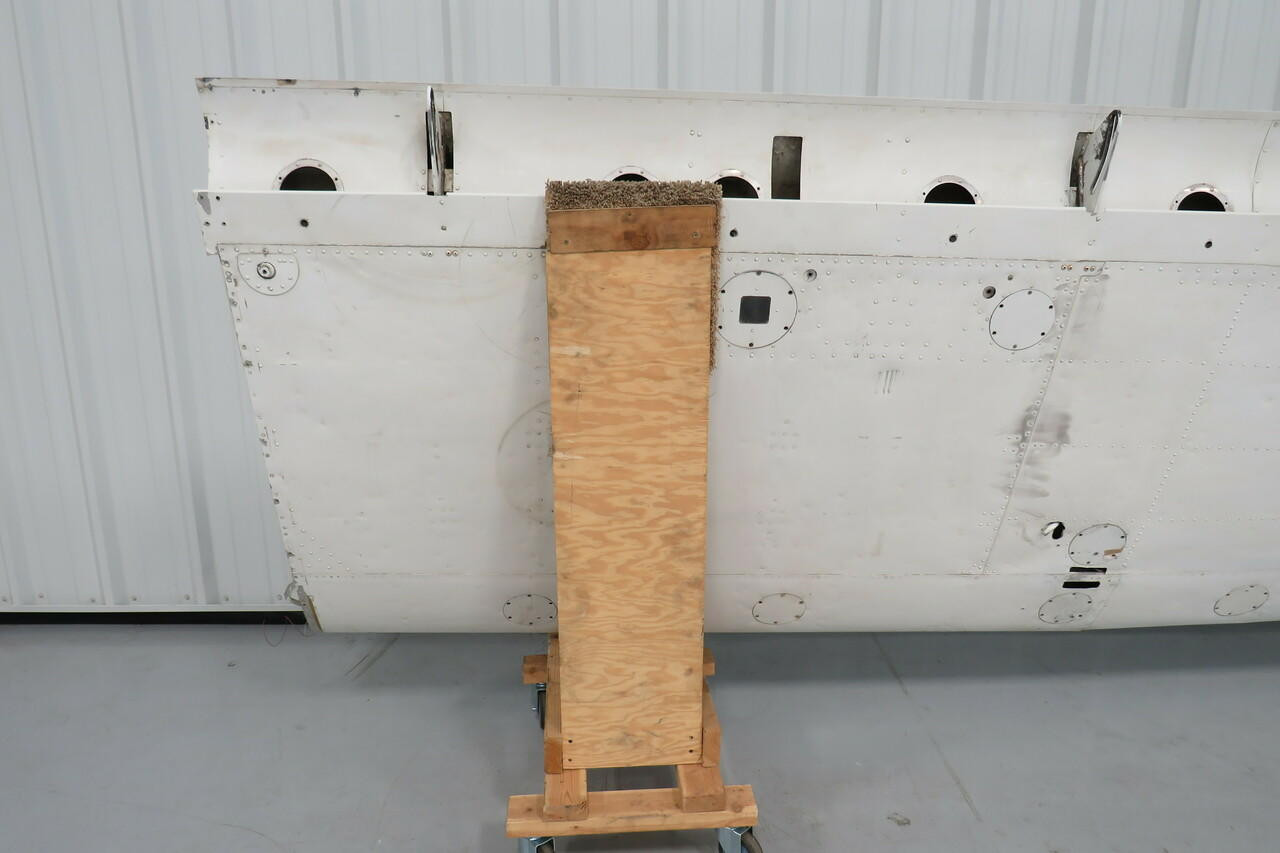 1220802-10 Cessna T207A RH Wing Extended Range Fuel Tank