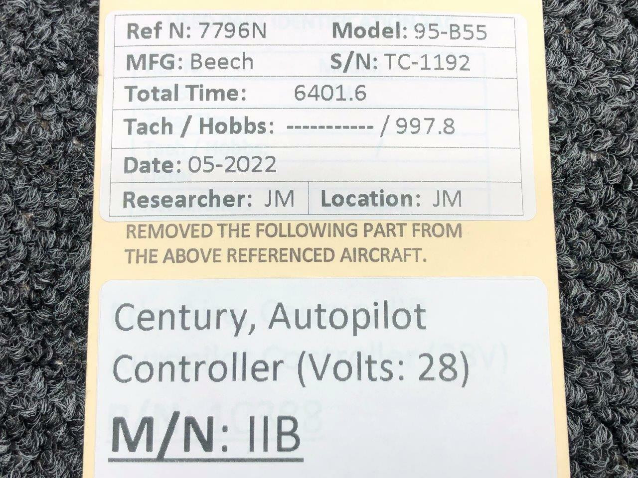 Century IIB Autopilot Controller (Volts: 28)