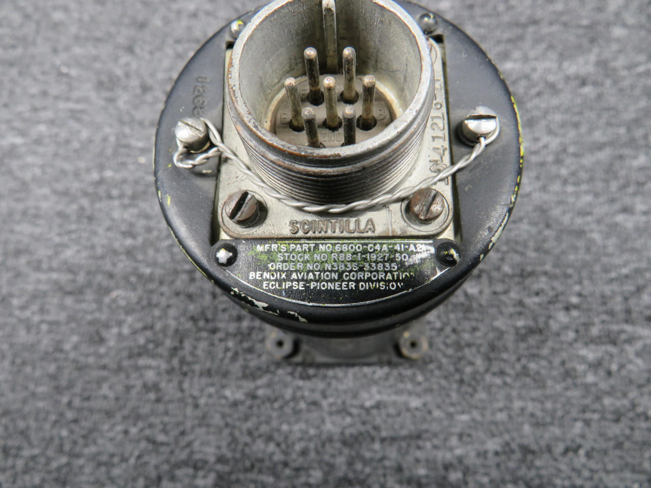 6800-C4A-41-A2 (Alt: 26-66307-1) Bendix Dual Torque Indicator For Sale