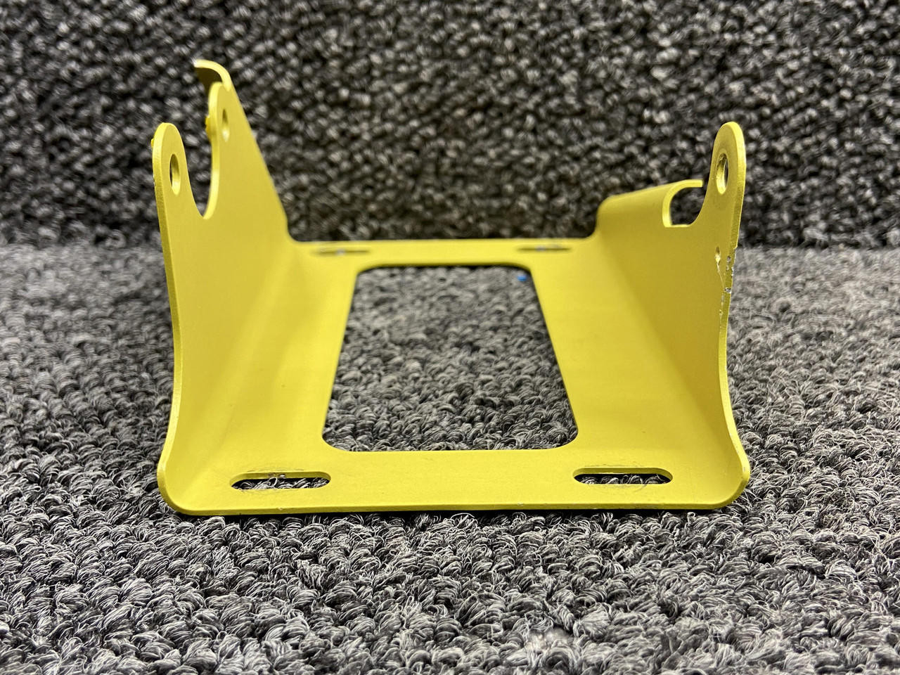 100-828-1105 Kodiak 100 Auxiliary Fuel Pump Bracket For Sale