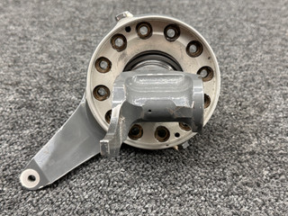 A005-15 Robinson R22 Main Rotor Blade Spindle Assembly