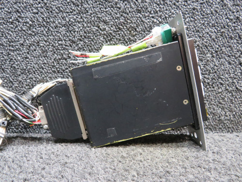 0117 S-Tec Autopilot Pitch Control Unit with Switch, Connector (14 Volts)