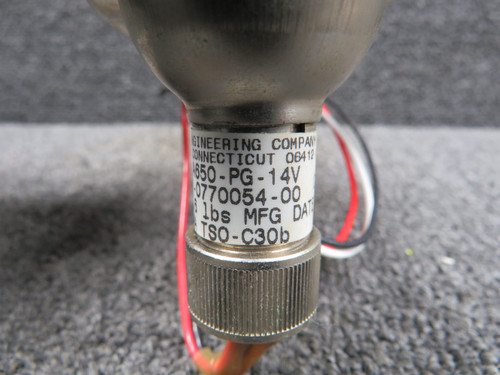01-0770054-00 Whelen A650-PG-14V Wing Tip Nav Light Assy (New Old Stock)