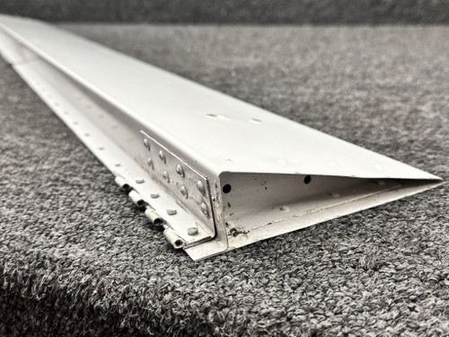63585-004 (Use: 63585-804) Piper PA28R-201 RH Stabilator Tab (White ...