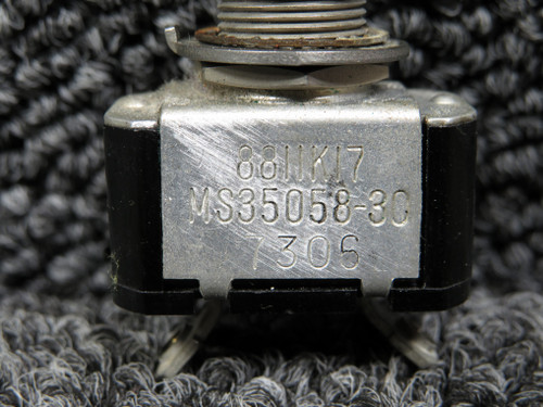 MS35058-30 (Alternate: 8811K17) Cutler-Hammer Momentary Toggle Switch ...