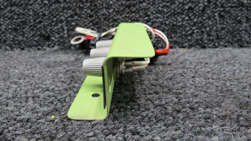 107522-001 Piper PA28-181 Main Power Supply Clip Assembly with Fuses ...