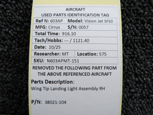 38021-104 Cirrus Vision Jet SF50 RH Wing Tip Landing Light Assembly
