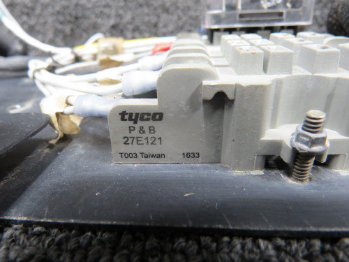 27E121, KUMP-14D14-28 Tyco Relay Socket with Relay and Bracket for Sale