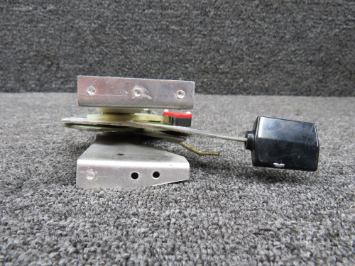 1262026-1 (Use PN: 1512280-13) Cessna 182M Flap Lever Assembly