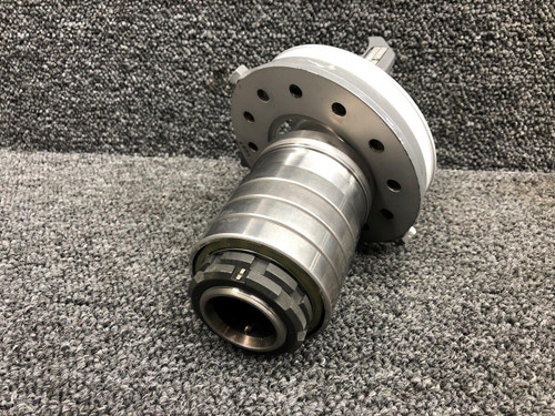 A005-15 / A158-3 Robinson R22 Beta Main Rotor Spindle Assembly