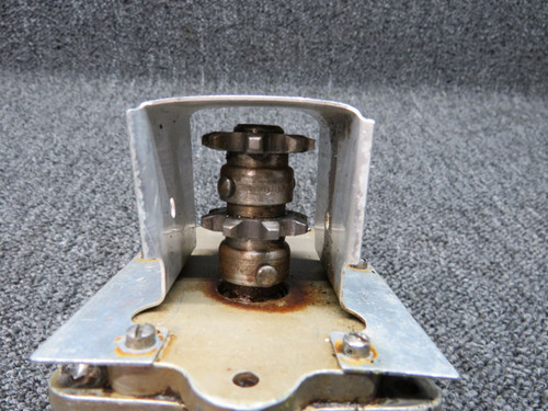 0861505-8 (USE: 0861505-12) Cessna 320A Flap Gear Reduction Unit Assembly