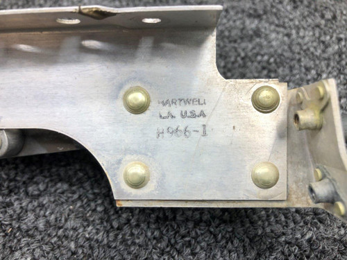 0851781-35 (USE: H966-1) Hartwell Wing Locker Baggage Door Latch Assembly