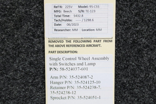 58-524037-601 Beech 95-C55 Single Control Wheel with Lamp and Switches