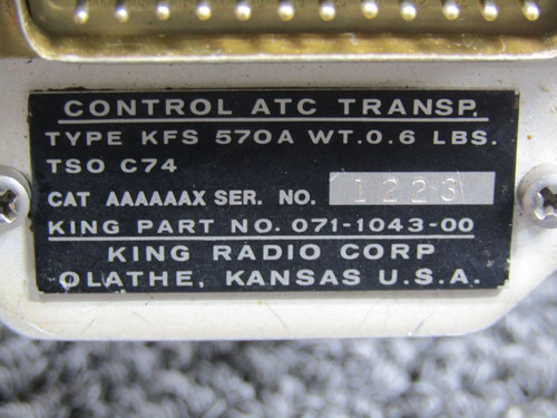 071-1043-00 King Radio KFS-570A Discolored Face ATC Transponder Control