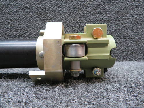 36-524051-17 Beechcraft A36 Co Pilot Airplane Control Column Tube