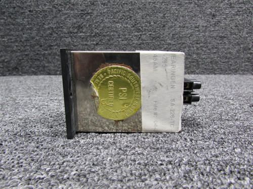 AT-204-1 Foxboro Instruments Black Fuel Totalizer Indicator