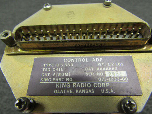 071-1033-00 King Radio KFS-580 Control ADF Unit(Missing Face-Knobs) (Core)