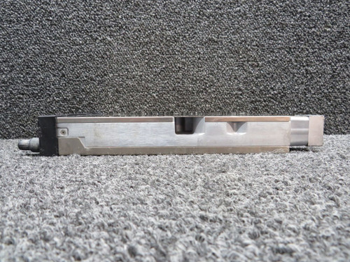 011-02806-00 Garmin GNC-255A VHF Nav Comm Radio- Has Tray, Mods (14-28V ...