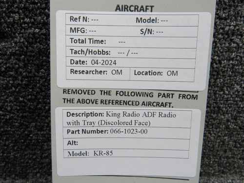 066-1023-00 King Radio KR-85 ADF Radio w Tray (Discolored Face)