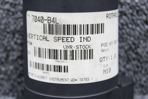7040-B4L United Instruments Vertical Speed Indicator - BAS Part Sales