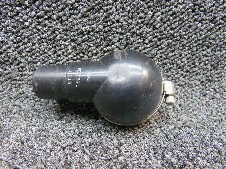 PC7075-1 Cessna Plenum Cap Assembly