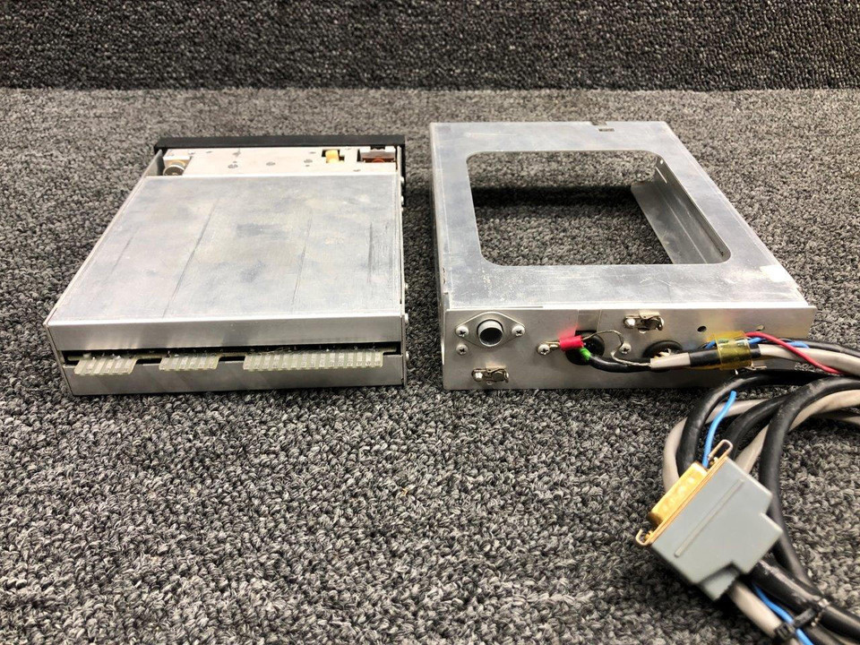 ADF 140 Narco Avionics Transponder Unit with Tray (Core) For Sale