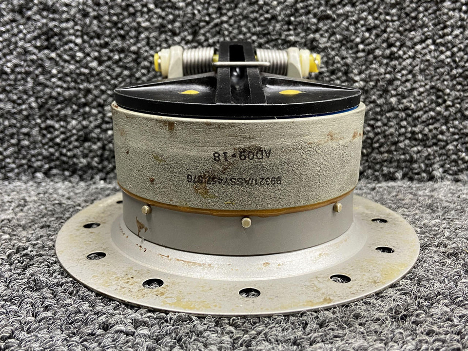 457-676 Kodiak 100 Fuel Cap Adapter Assembly RH, LH