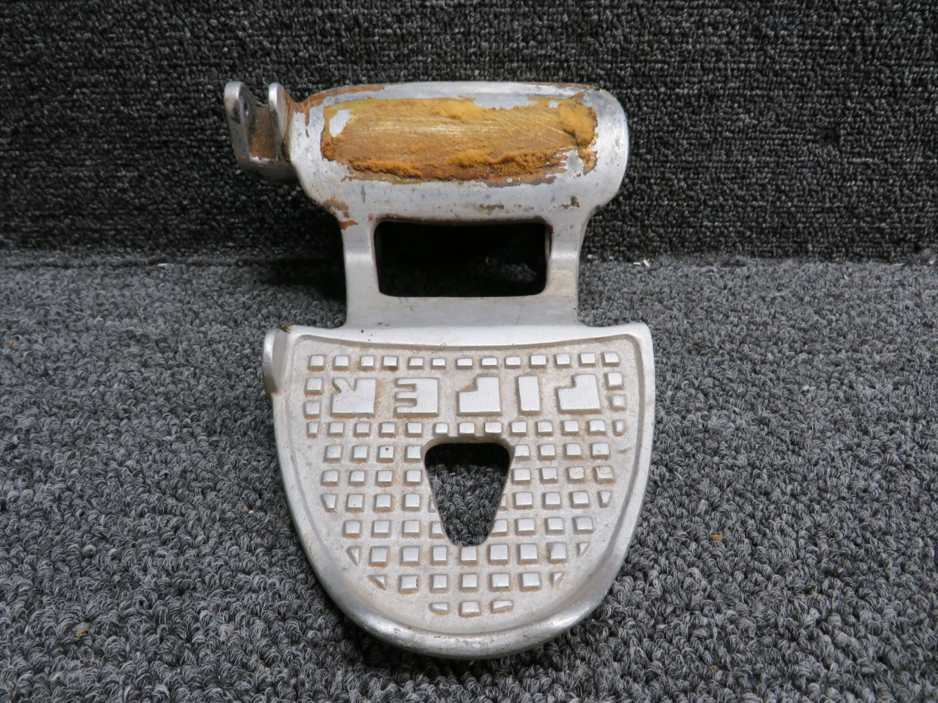 63418 Piper PA28-140 Pilot Rudder Pedal For Sale