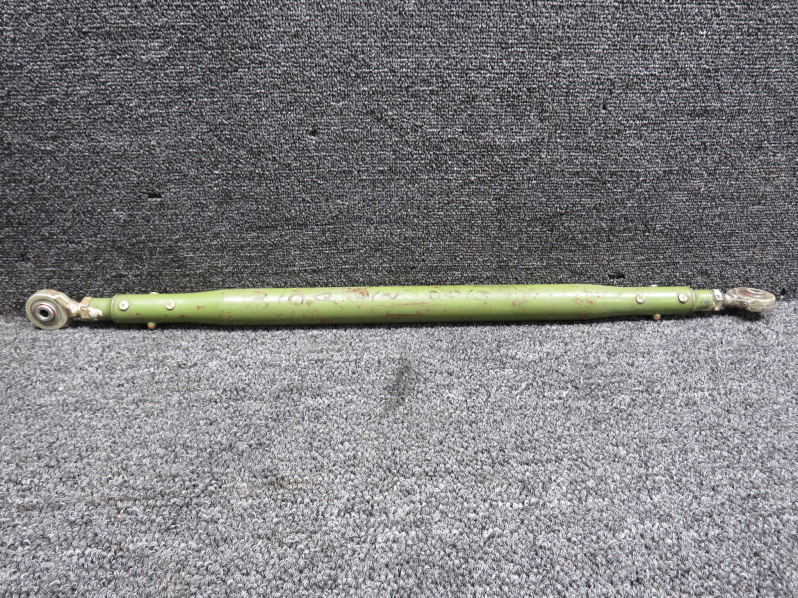 0843415-1 Cessna Intermediate Push Pull Tube