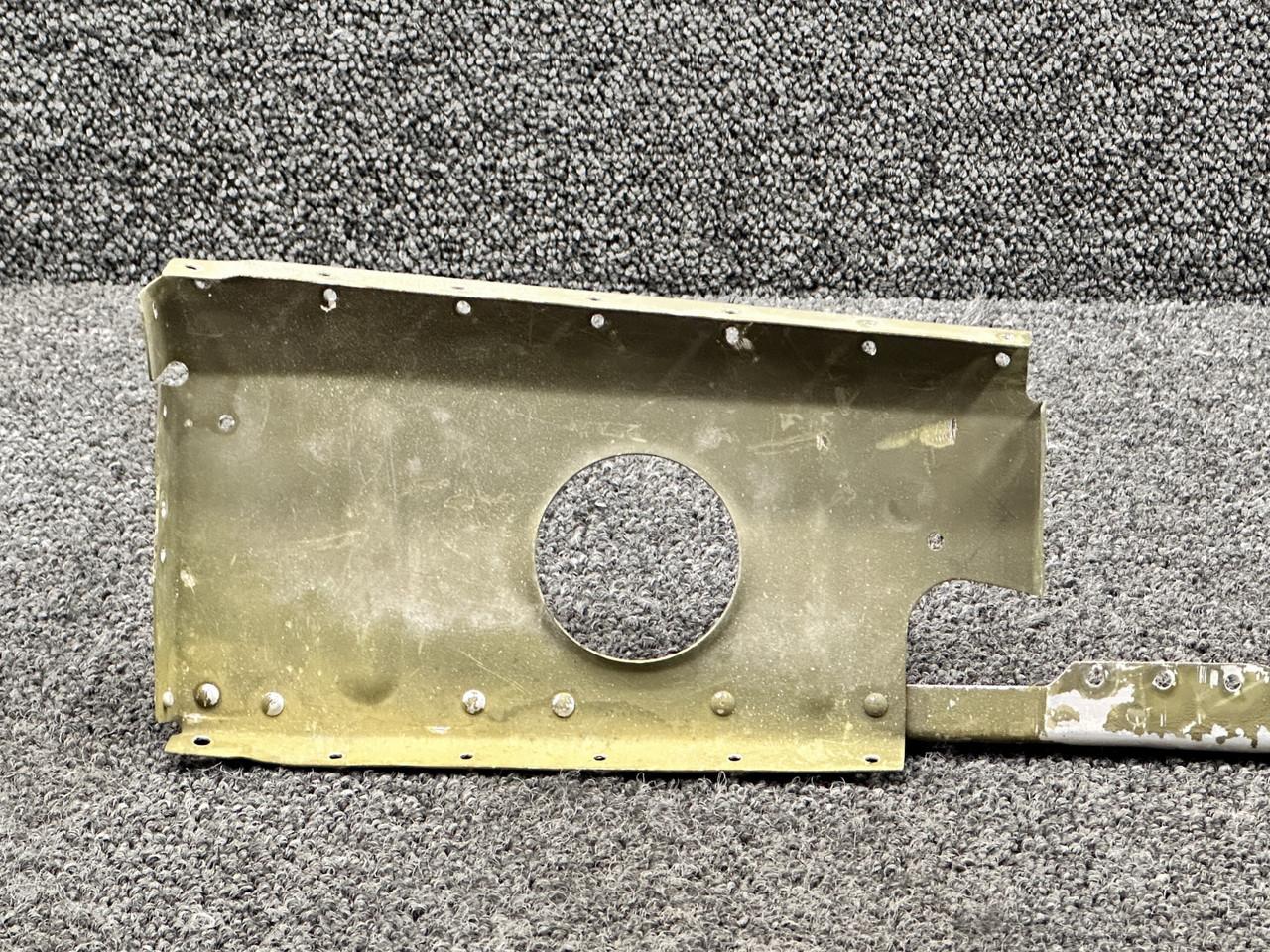 2213040-2, 0713634-8 Cessna R182 Aft Tunnel Bulkhead and Angle Assembly