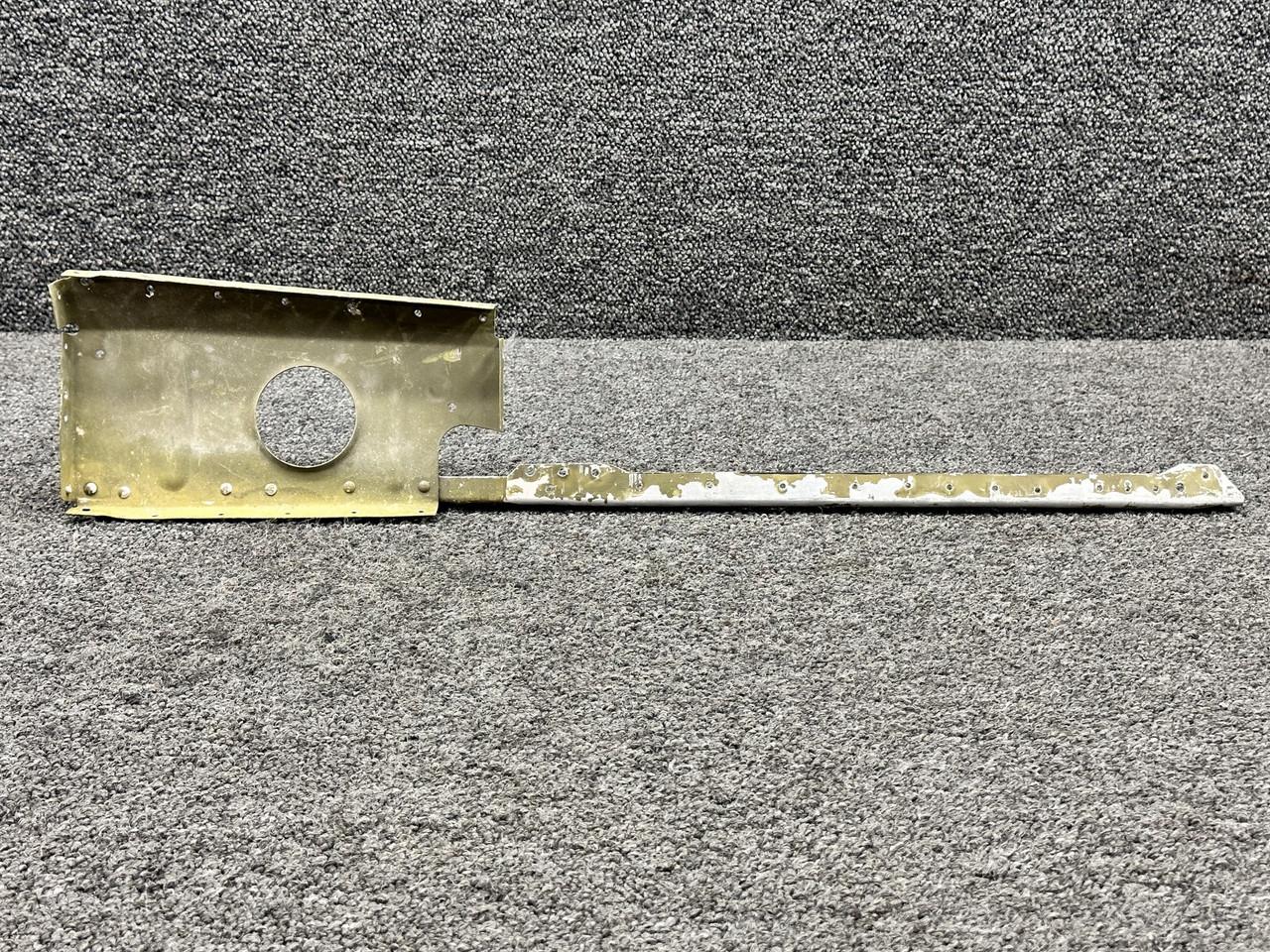 2213040-2, 0713634-8 Cessna R182 Aft Tunnel Bulkhead and Angle Assembly