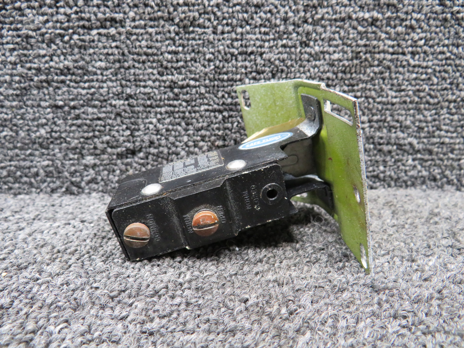 206181-0 Safe Flight Lift Detector with Mount