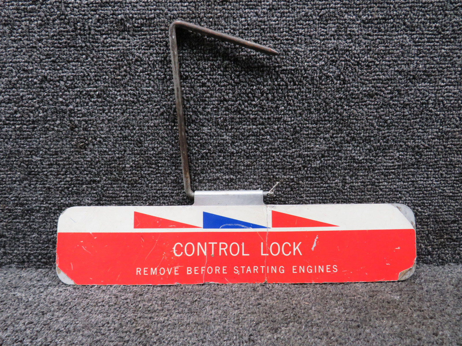 0861153-1 Cessna 310Q Control Lock Assembly For Sale