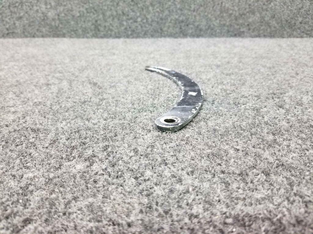 Piper PA-46-310P Continental TSIO 520-B Alternator Bracket